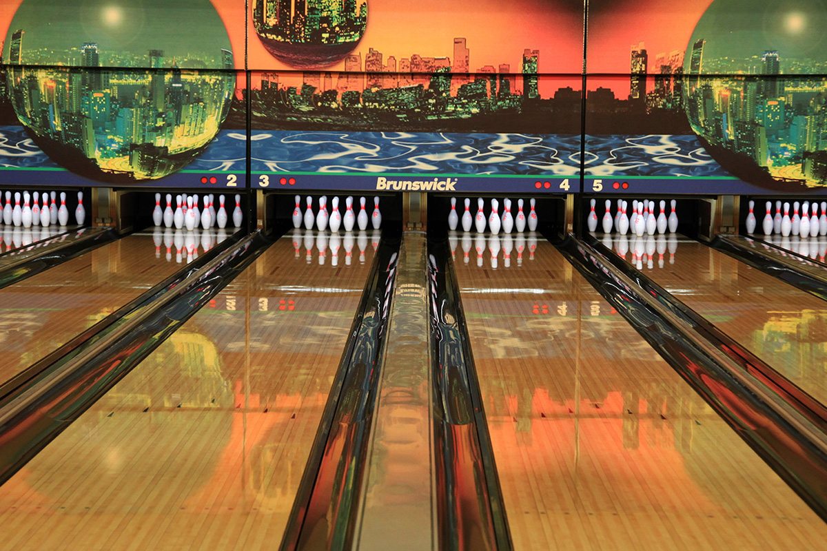 Bowling - Bowling DeLuxe